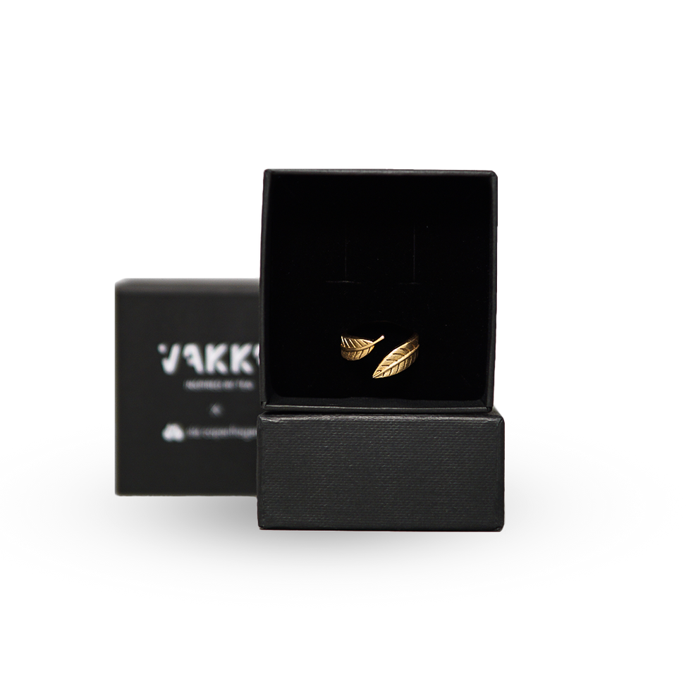 Tea-inspired ring in gold-plated sterling silver – Vakka